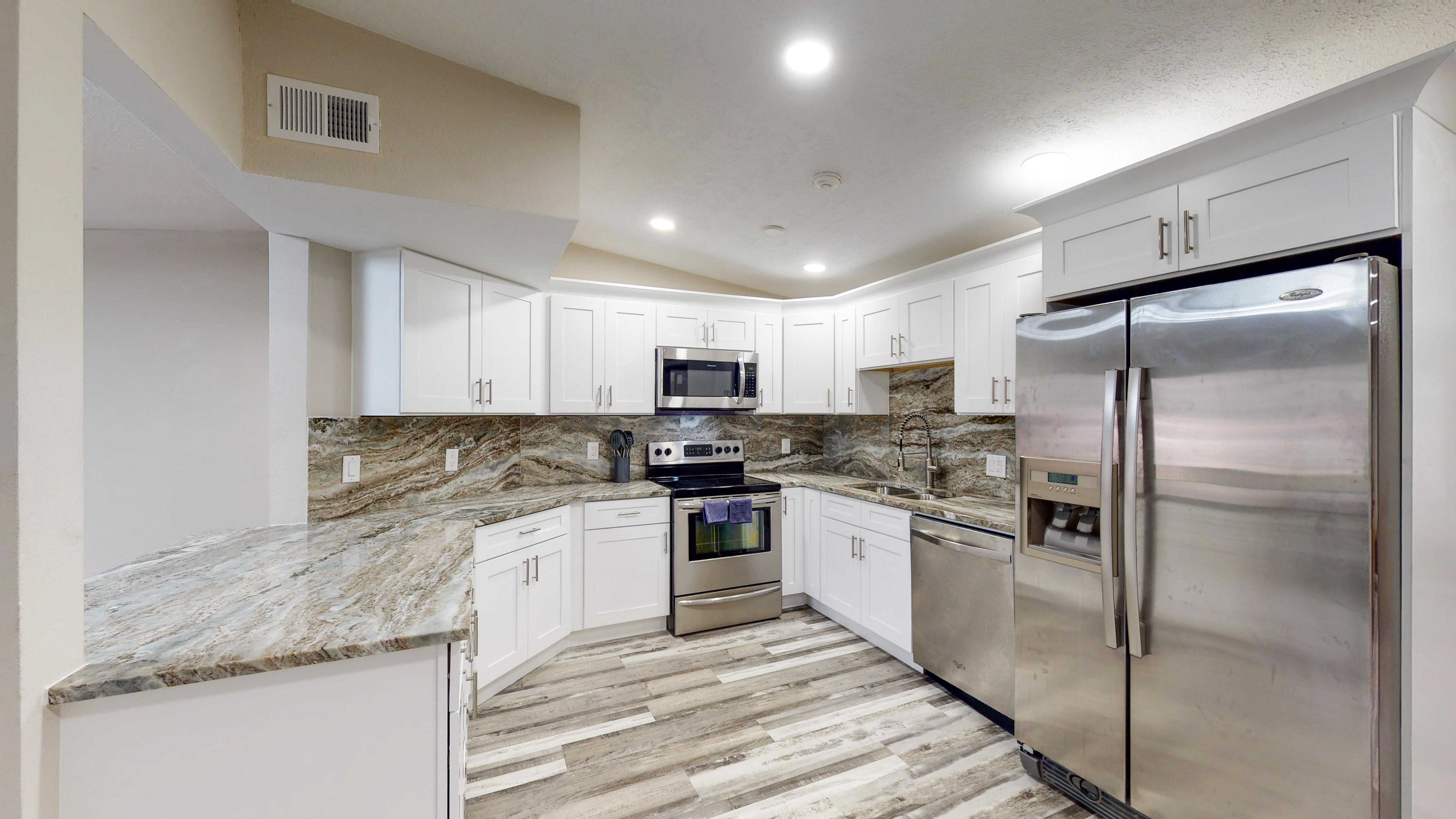 Tampa House with Living room. Beautiful & high-quality | PadSplit