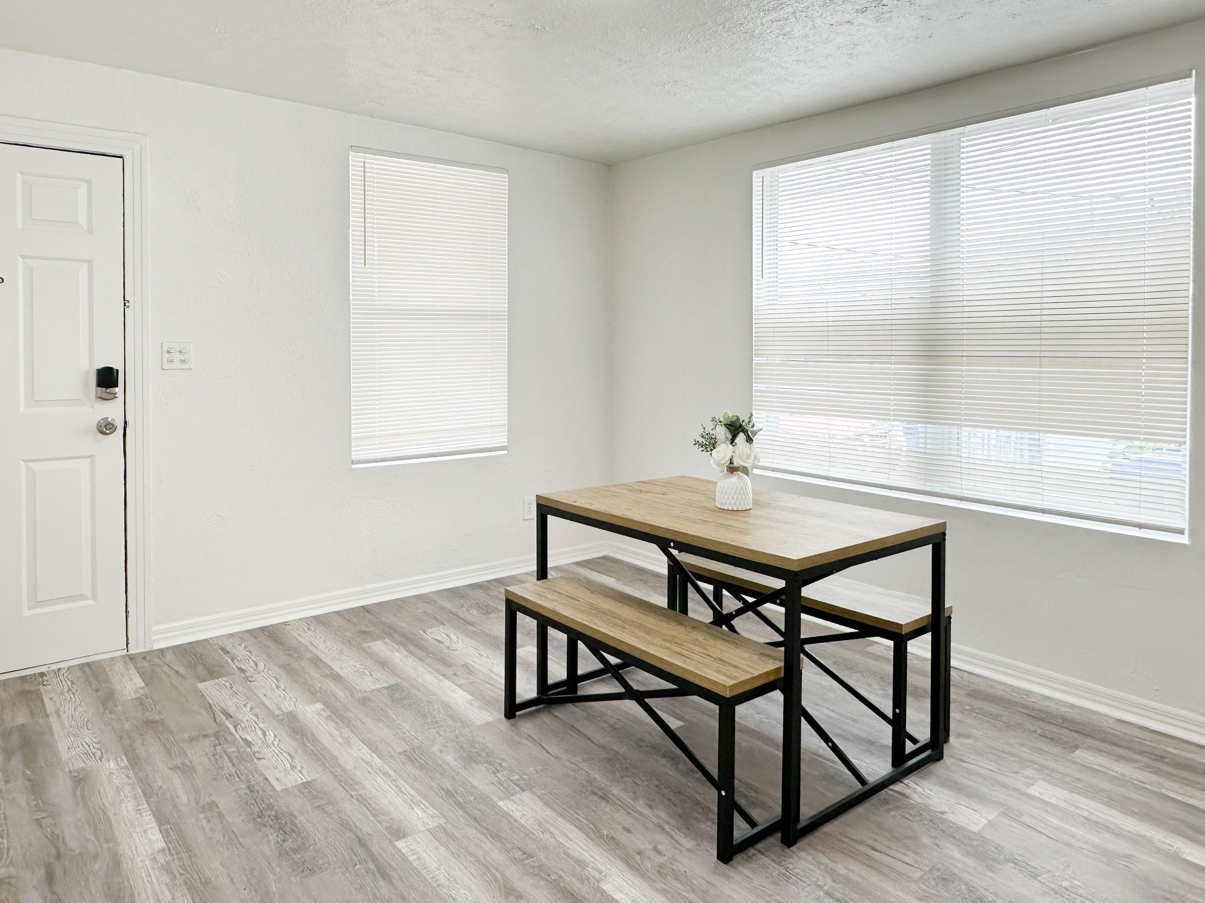 Comfortable & newly-renovated Tampa House with Dining area | PadSplit