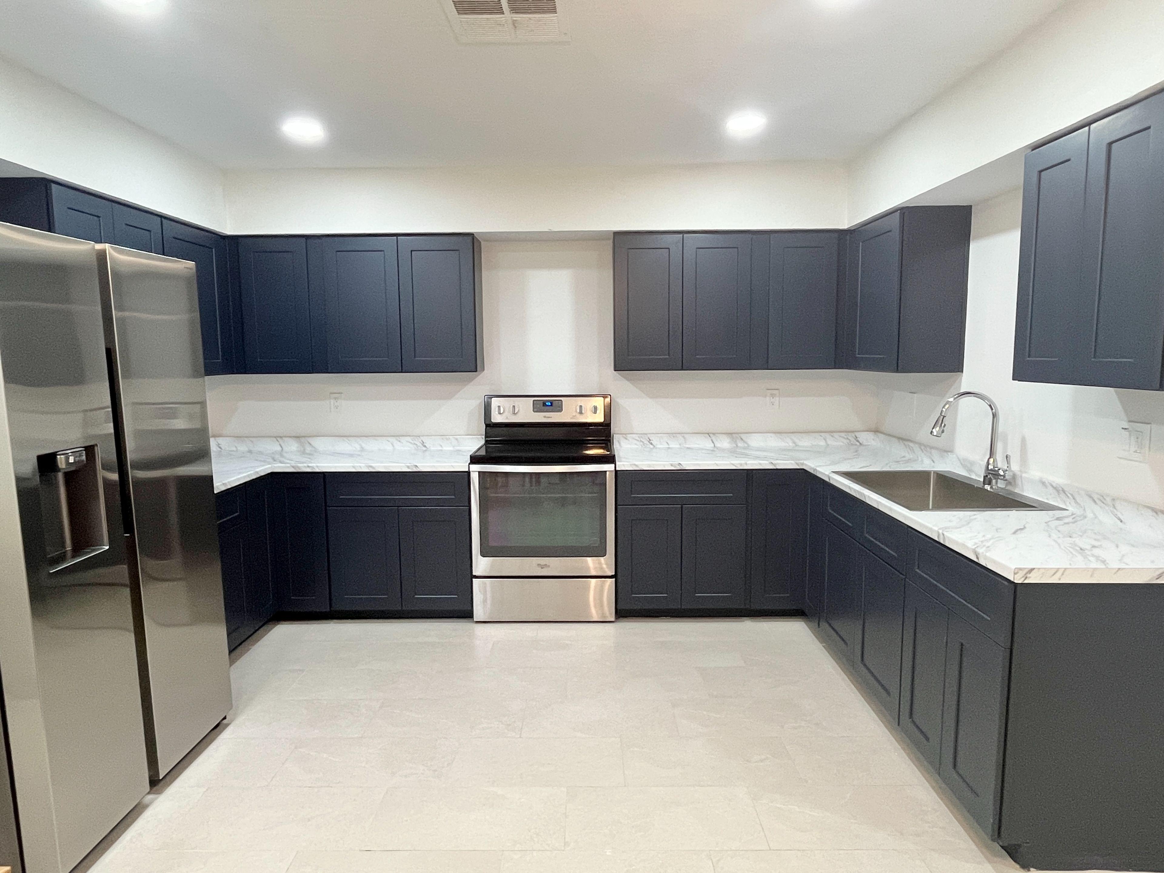 Big Rooms, Bigger Savings: Entire House at Half the Cost! Close-by to ...