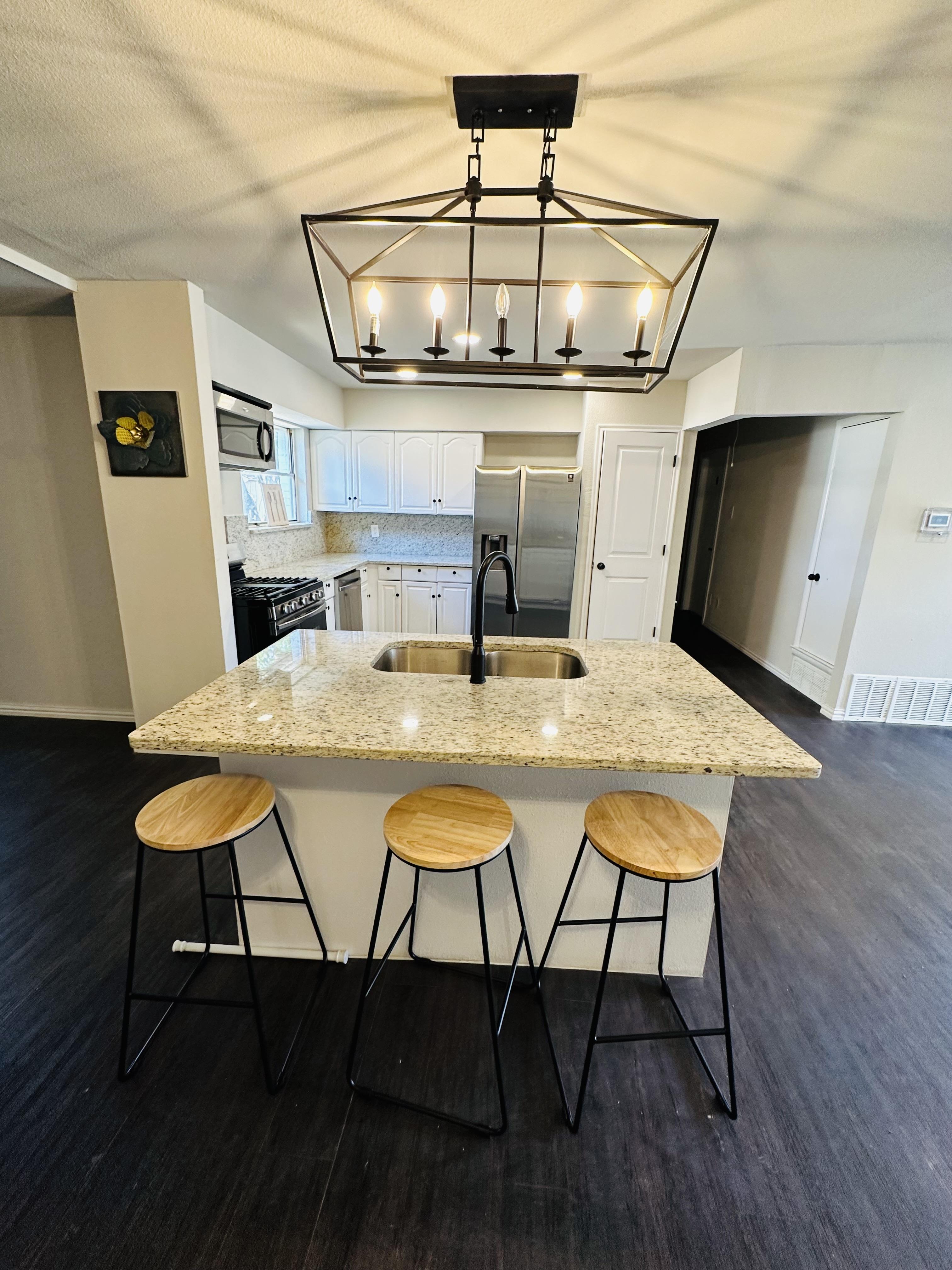 Dallas House next to Dallas VA Medical Center. High-quality, modern ...