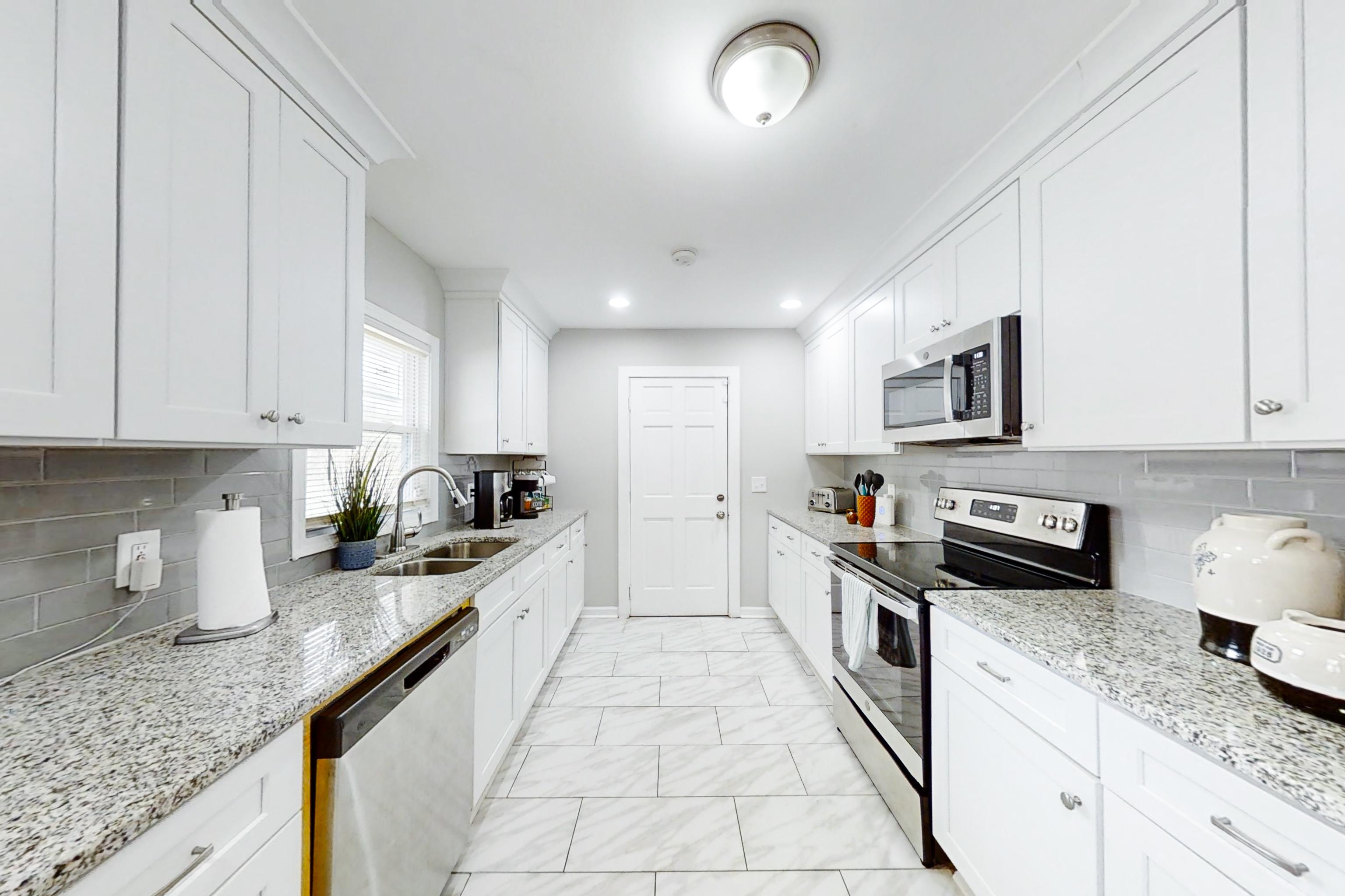 💥 Newly-renovated & high-quality Atlanta Home! Top of the line finishes ...