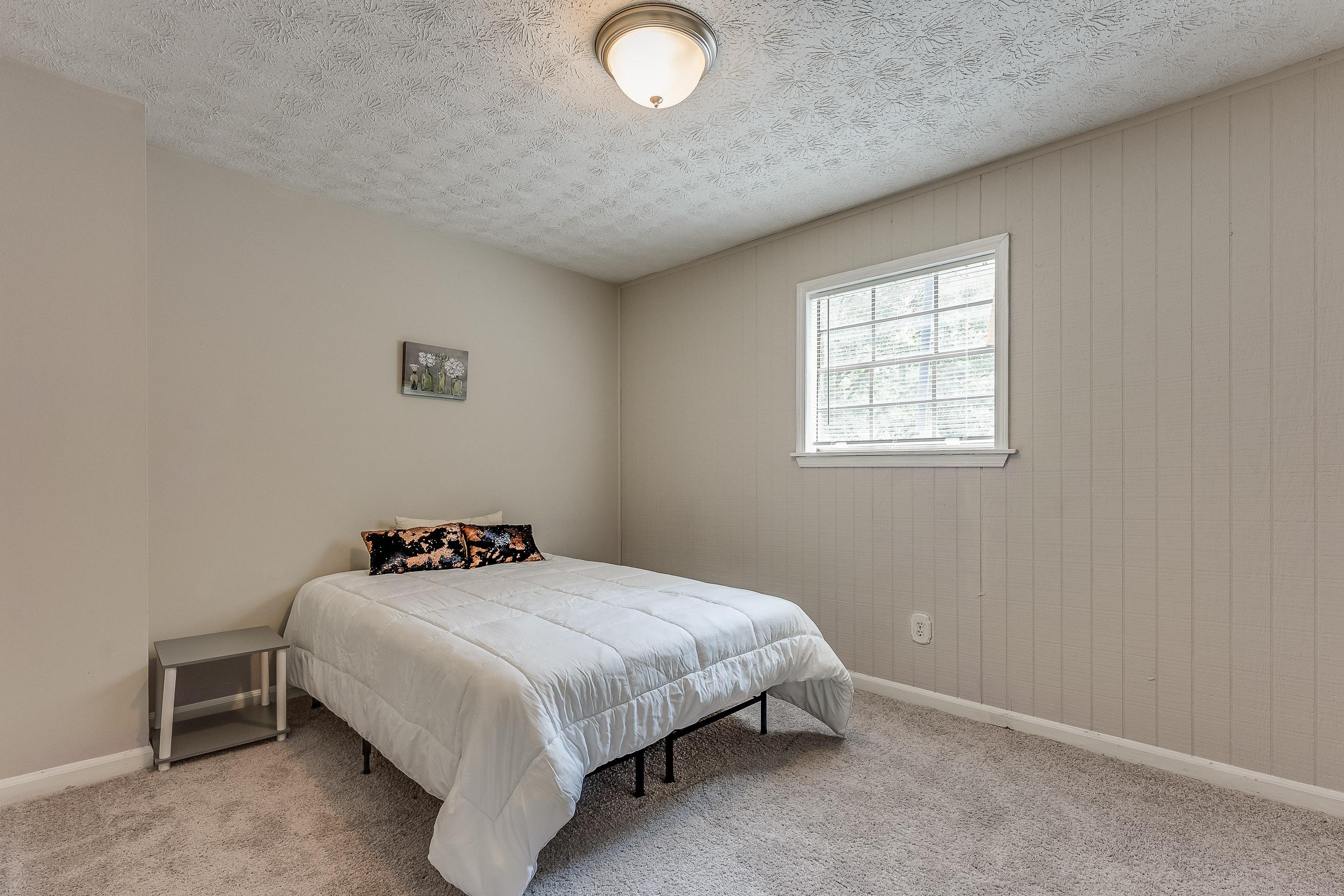 🏠 Live Large in This Stunning Split-Level Home! Conveniently Located ...