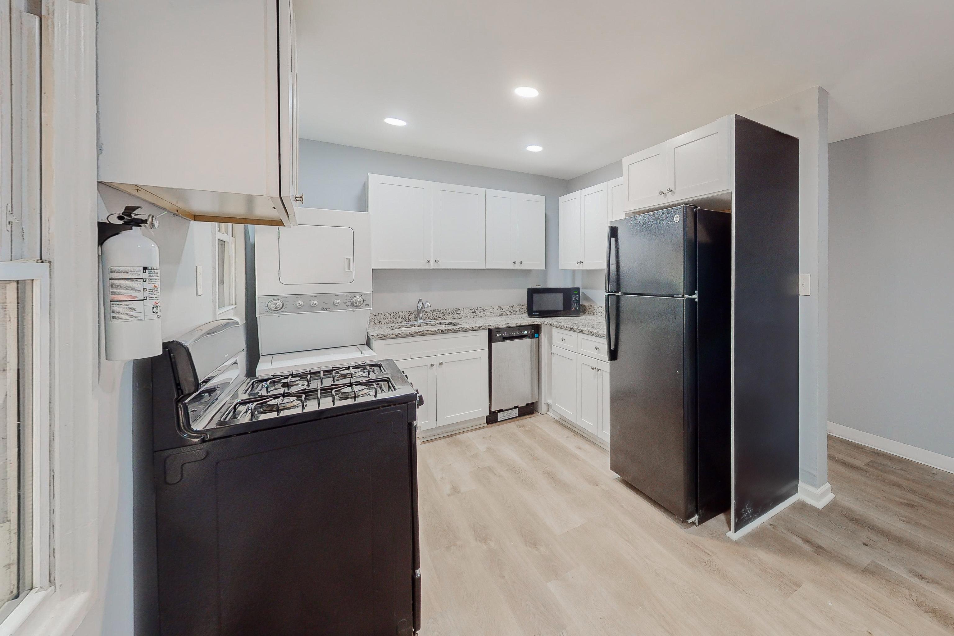 Monroe Heights *30318* Four Bedrooms Close to MARTA and 285 | PadSplit